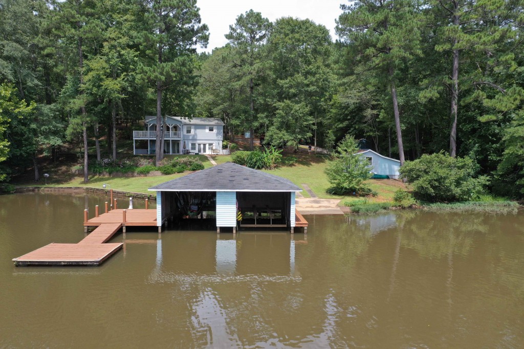 Lake Harding Homes | Keith and Mary Williams