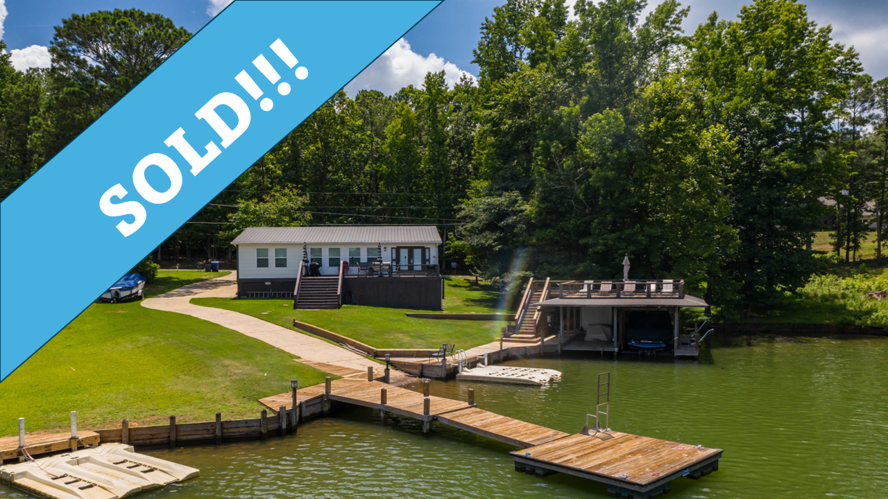 Enchanting deeded lake home! SOLD! | Lake Harding Homes